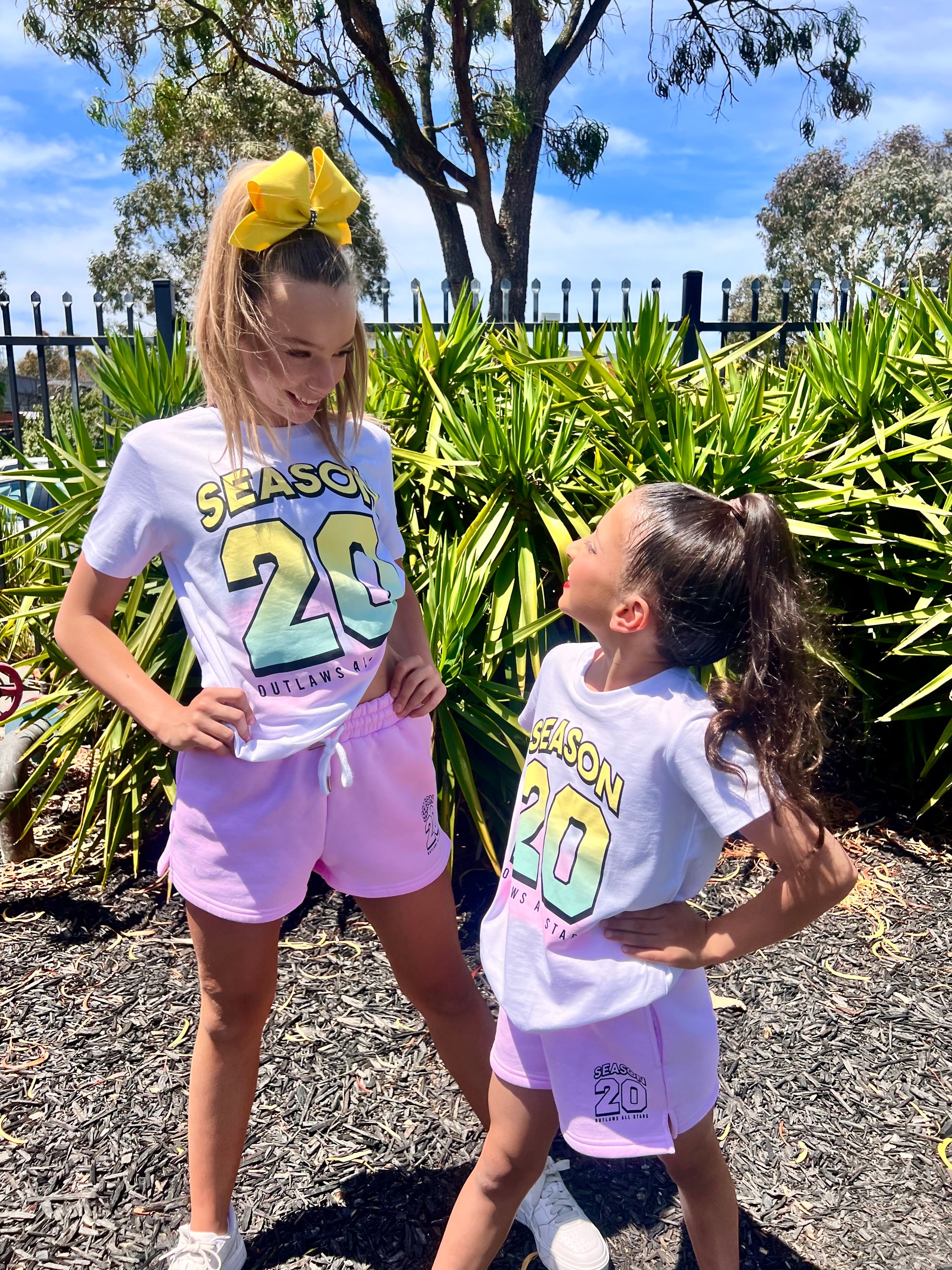 outlawsallstarsproshop.com – OutlawsAllStars